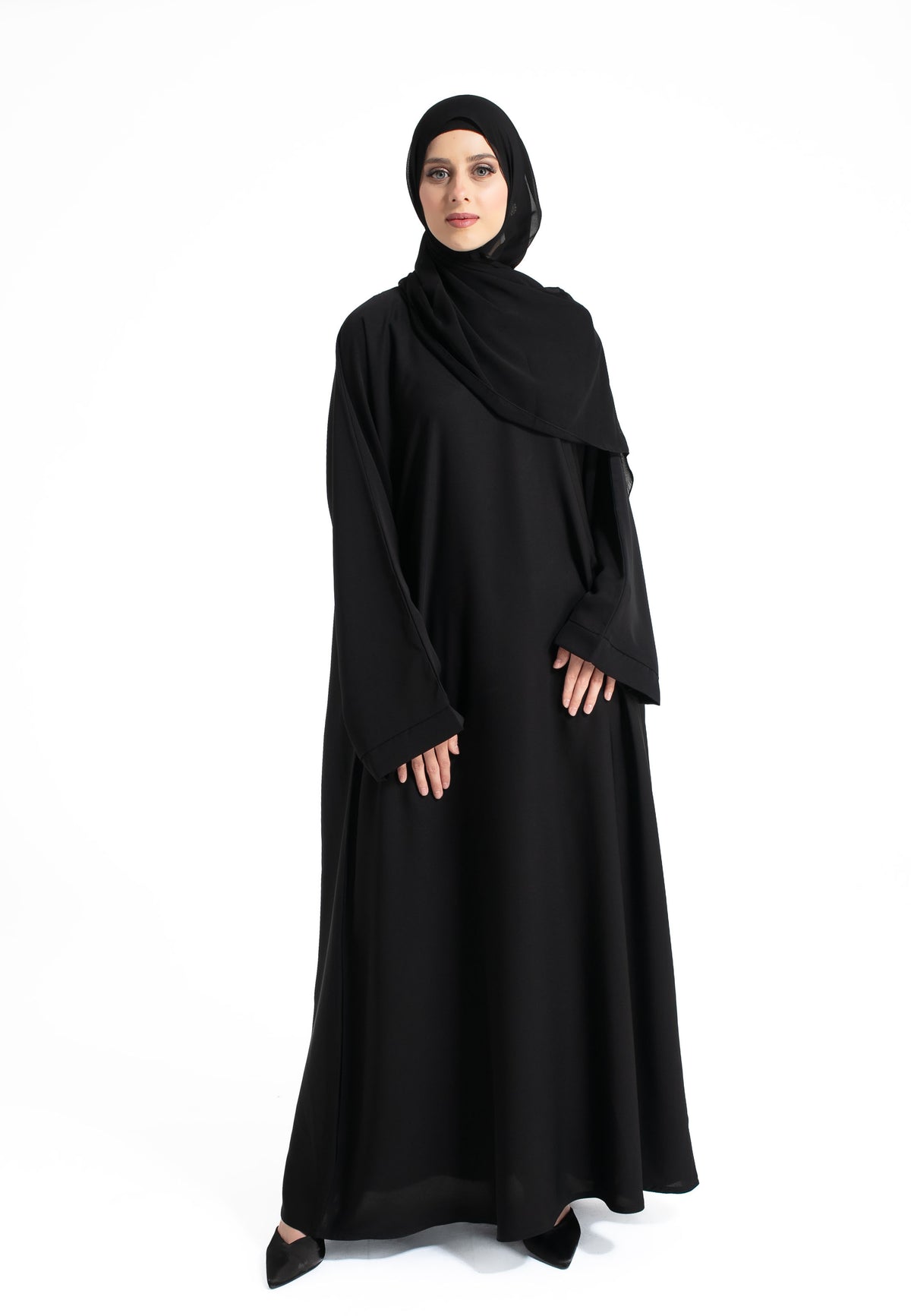 Luxury Closed Abayas | Elegant and Modest Wear from Abaya Lounge UK